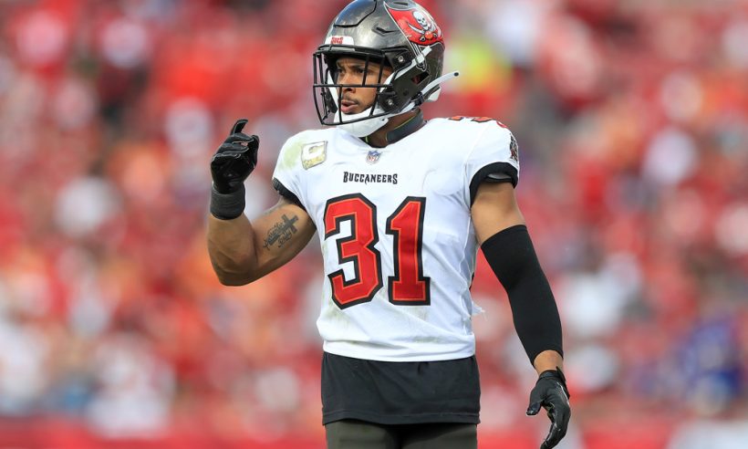 4 NFL Teams Vegas Expects to Decline in 2025: Bucs, Lions Slide? | BetIQ