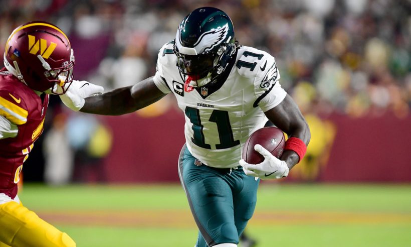 Week 17 Football Pick'em Contest Strategy & Advice (2025) - PoolGenius