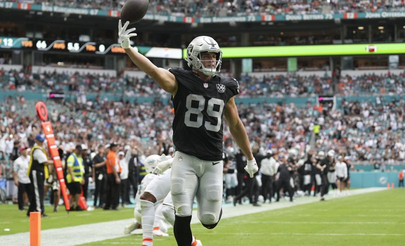 Week 17 Football Pick'em Contest Strategy & Advice (2024) - PoolGenius